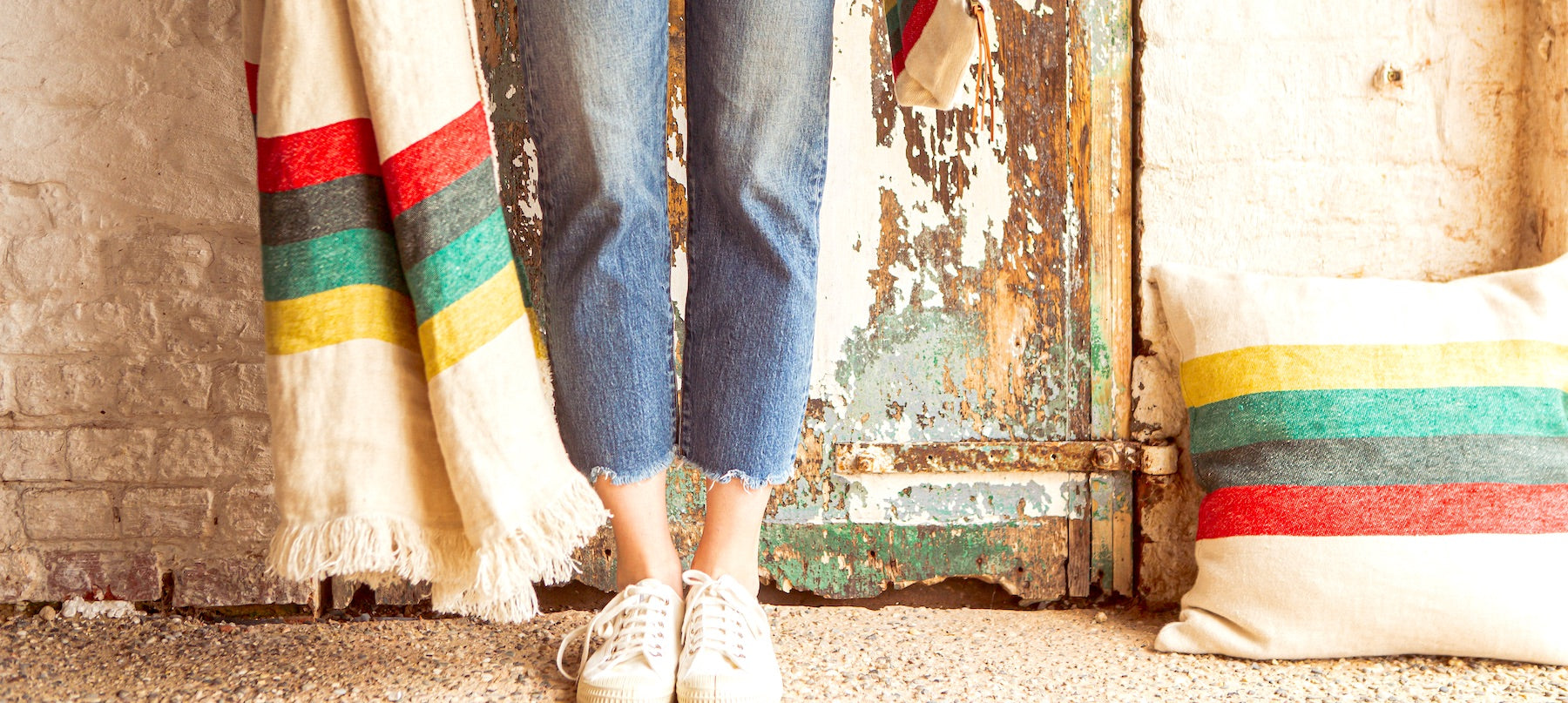 ECOIST.WORLD: Sustainable Belgian Linen & Circular Design Home Store